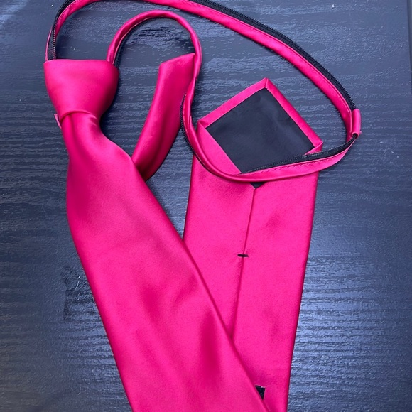 Other | Pink Tie Breast Cancer Zip Tie | Poshmark